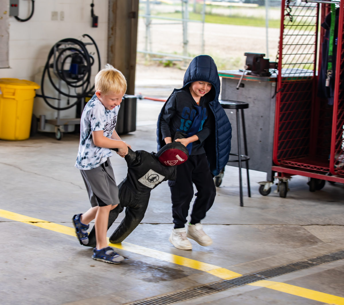 County Fire Department Hosts Tour for Local Daycare - Yellowhead County